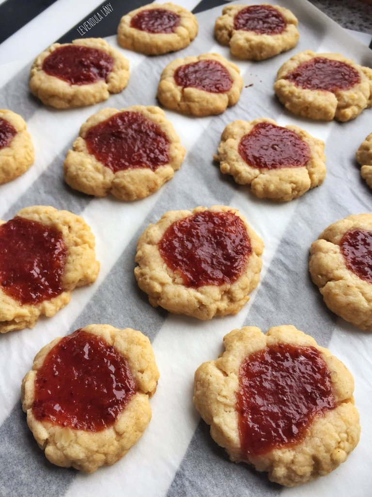 Rusztikus eperlekváros keksz – Smuczer Hanna